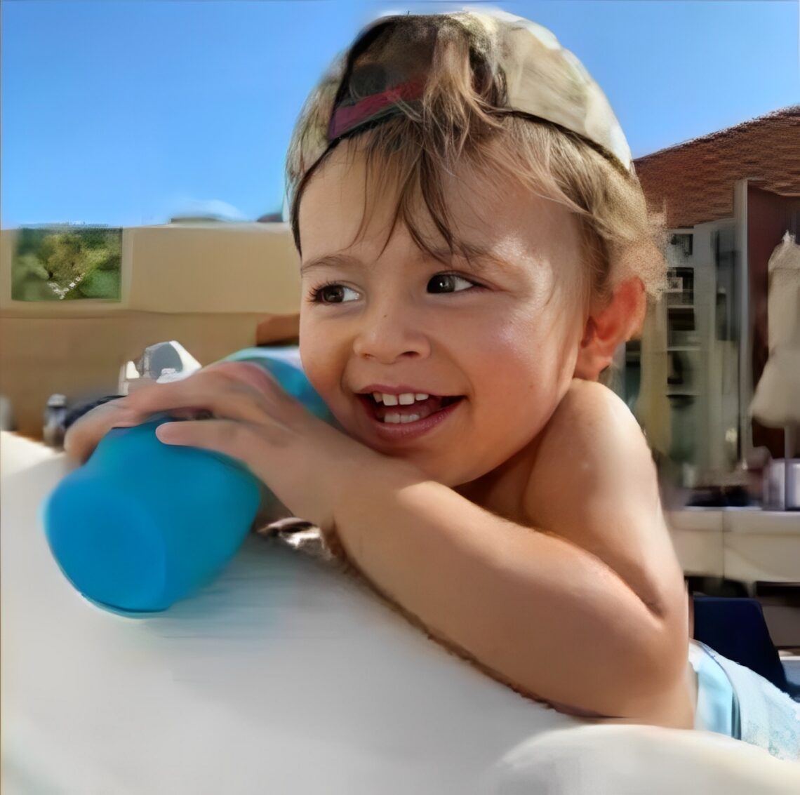 Vreselijk drama voor Lil Kleine en Jamie Vaes: “Zoontje doodongelukkig op verjaardag”