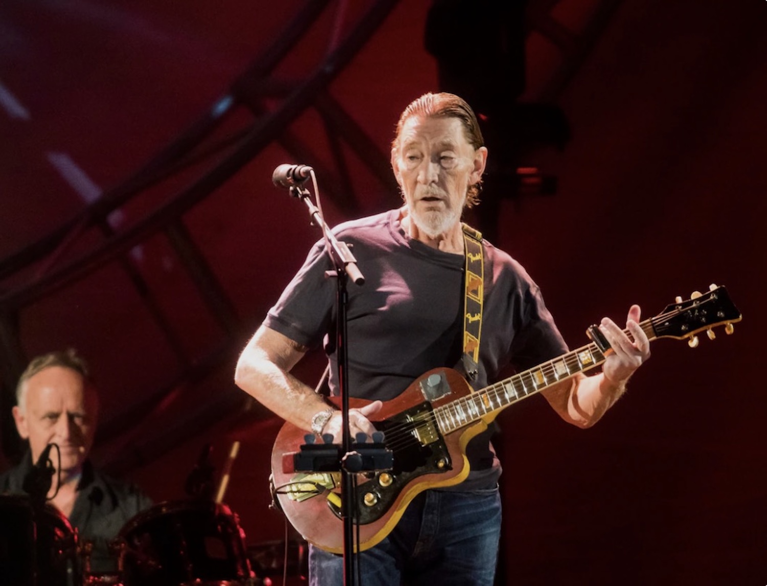 Britse zanger Chris Rea (74), bekend van ‘Driving home for Christmas’, plots overleden – Muziekzine