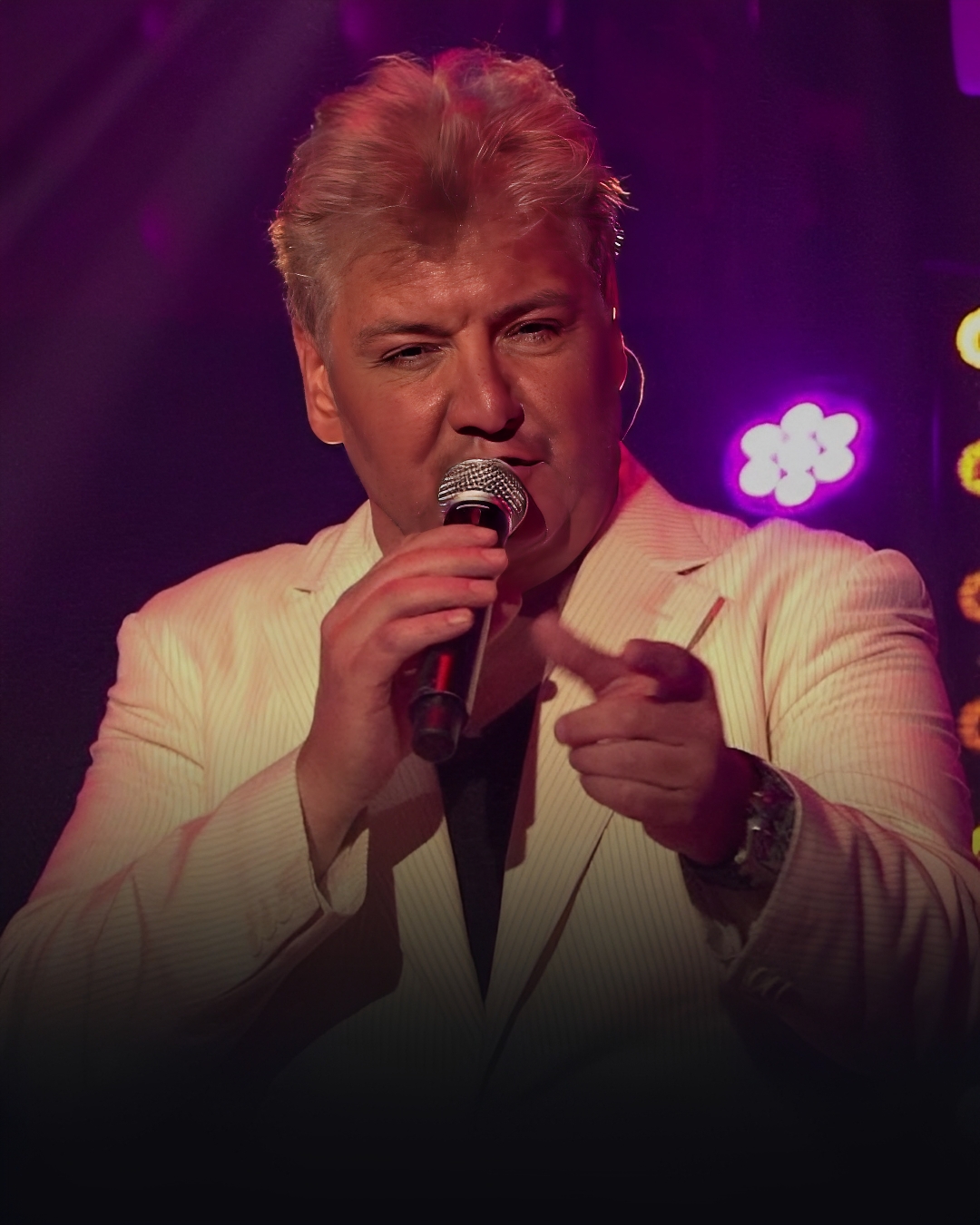 René Froger zet muzieklegende in het zonnetje en de reacties zijn ...
